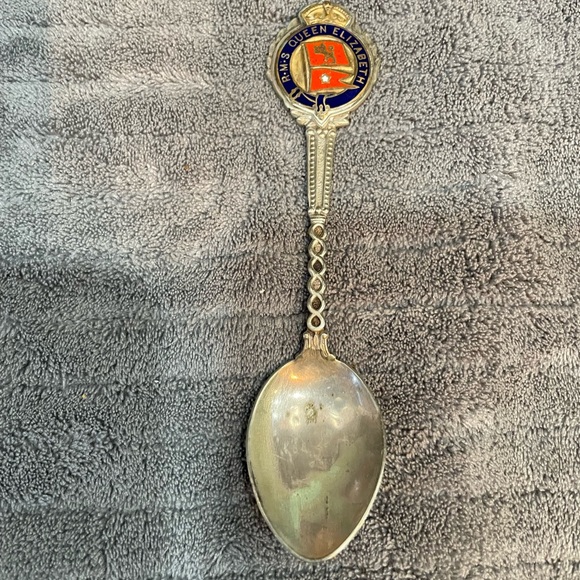 The Unbranded Brand | Other | Vintage Souvenir Spoon Collectible Rms ...